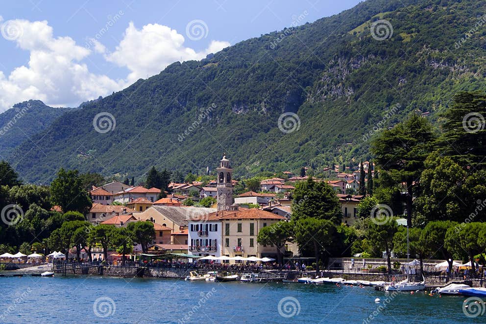 Lago Como imagen de archivo. Imagen de sereno, agua, lodo - 85499397