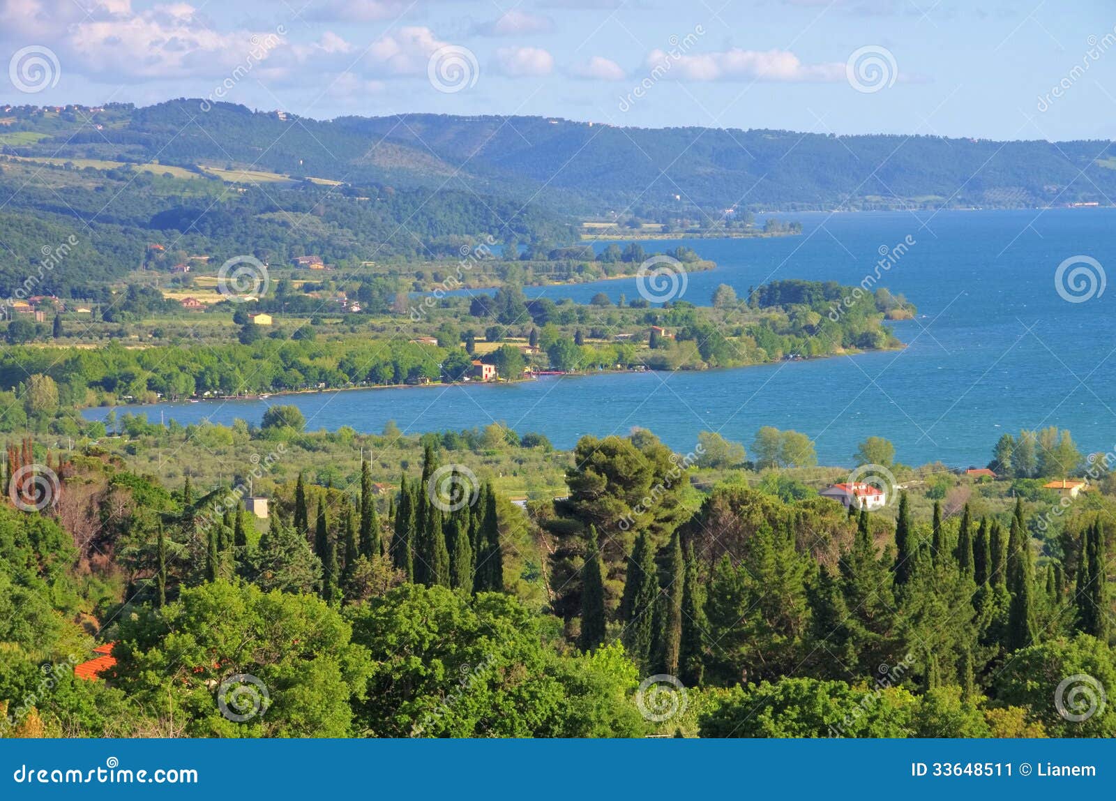 Lago di Bolsena stock image. Image of water, lazio, hill - 33648511