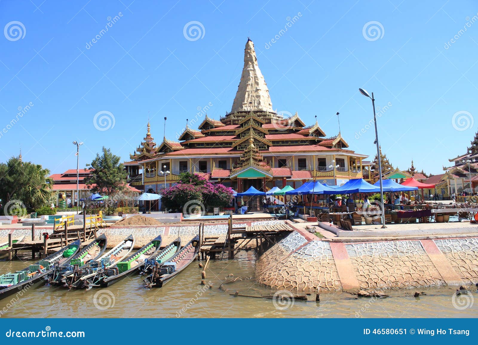 Lago Inle em Myanmar foto editorial. Imagem de rural - 46580651