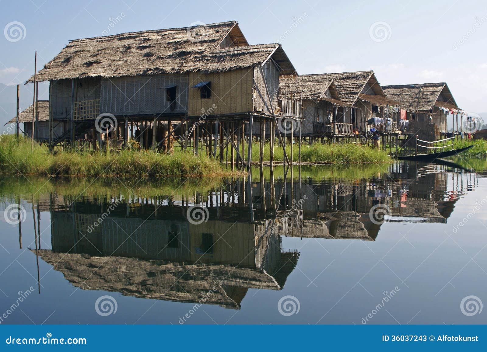 Lago Inle, Myanmar, Asia imagen de archivo. Imagen de campo - 36037243