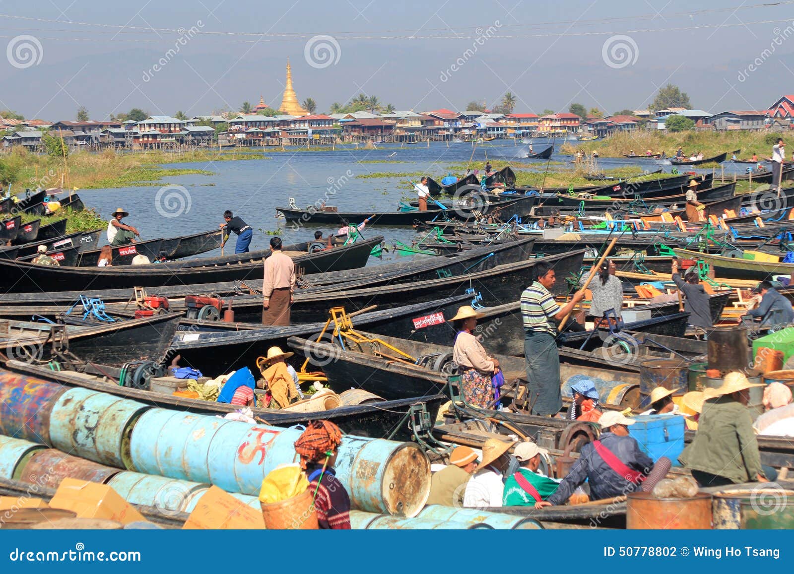 Lago Inle nel Myanmar fotografia editoriale. Immagine di turismo - 50778802