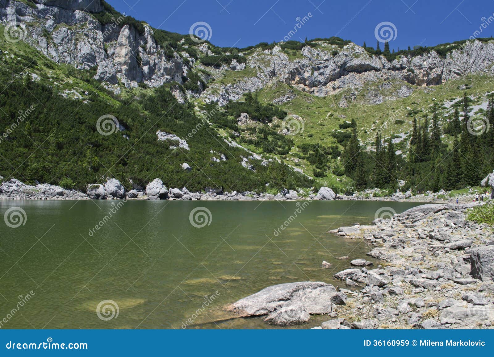 Lago Jablan imagem de stock. Imagem de escalar, wallpaper - 36160959