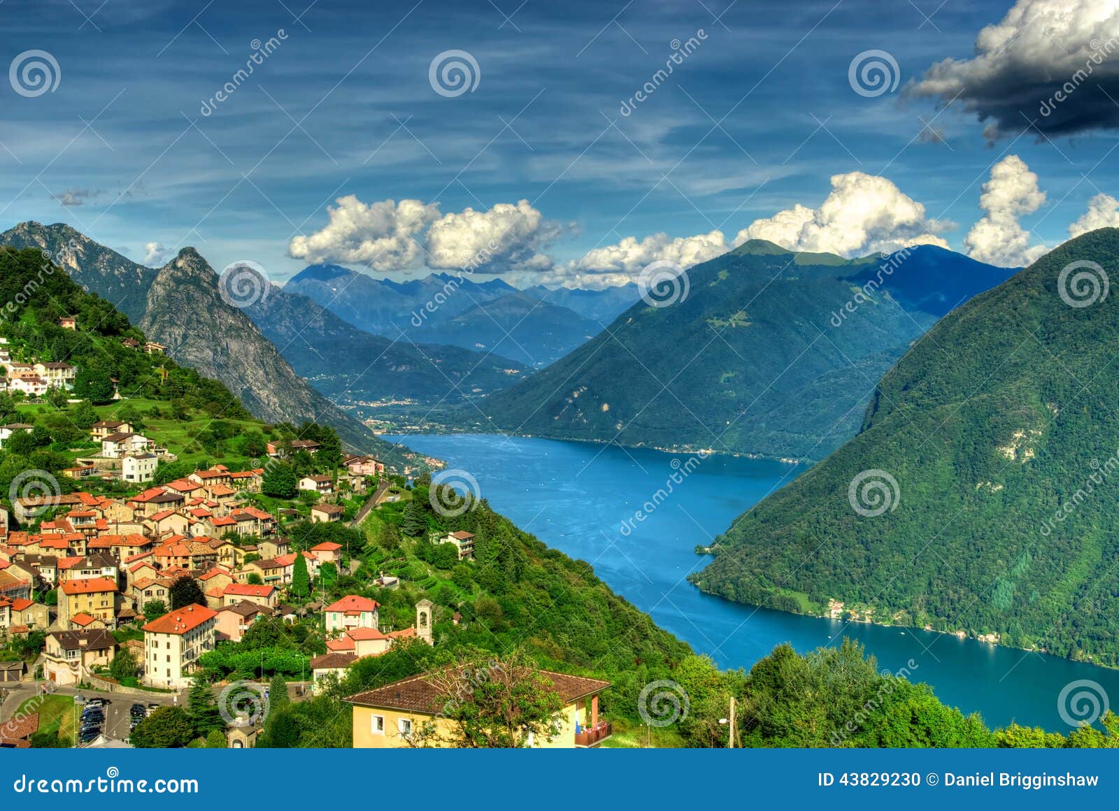 Lago Lugano fotografia stock. Immagine di acqua, montagna - 43829230