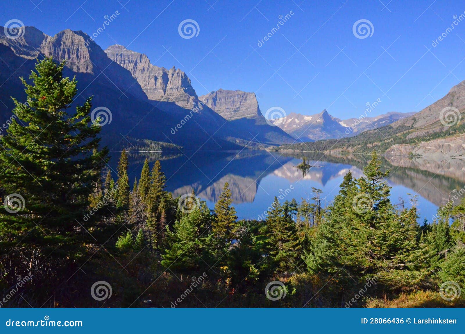 Lago mary foto de archivo. Imagen de parque, agua, glaciar - 28066436