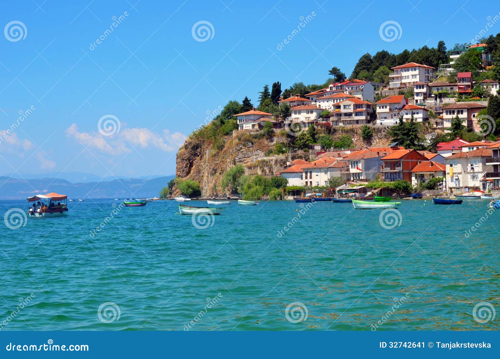 Lago Ohrid, Macedônia imagem de stock. Imagem de panorama - 32742641