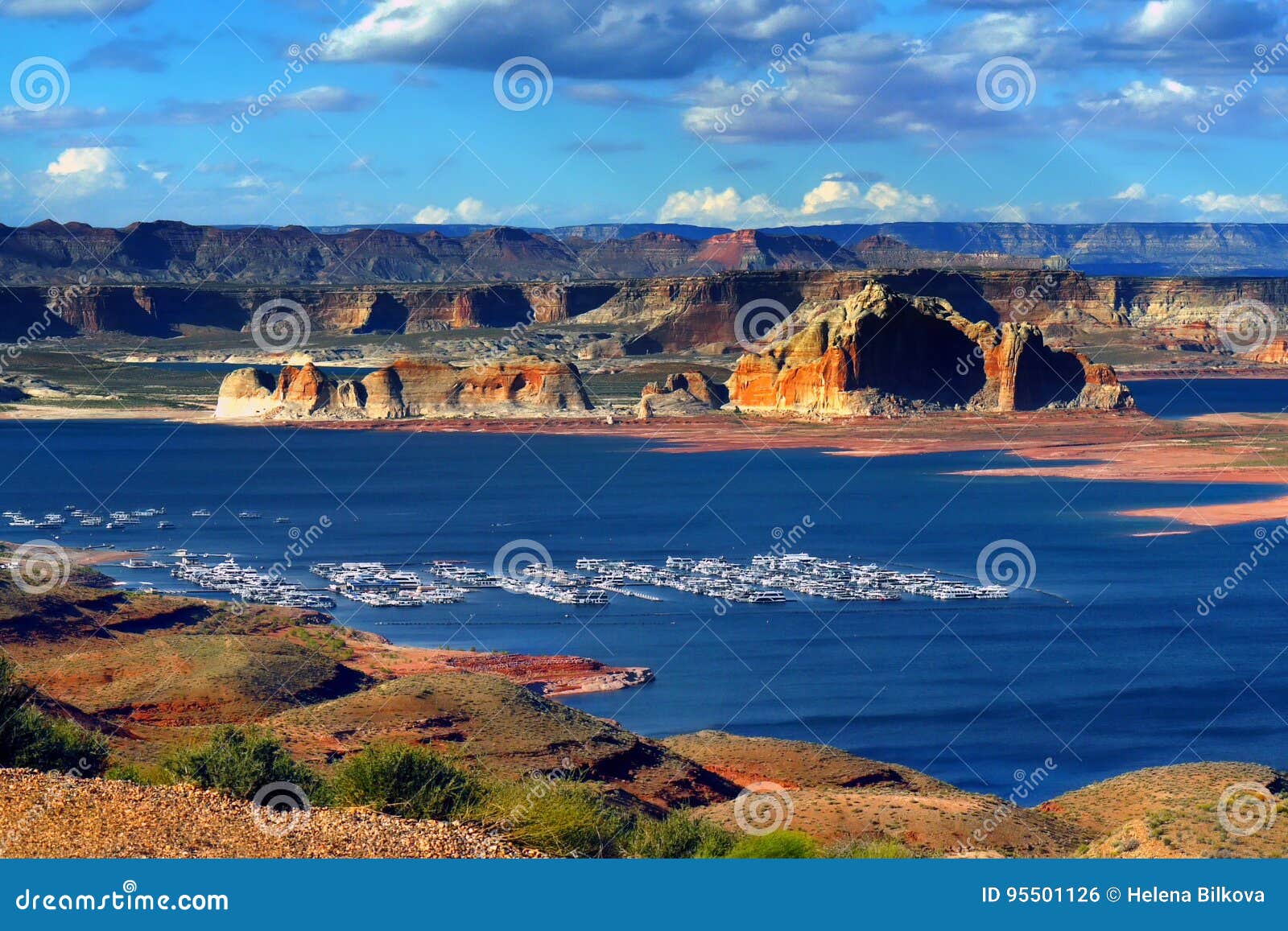 Lago Powell, Arizona fotografia stock. Immagine di montagne - 95501126
