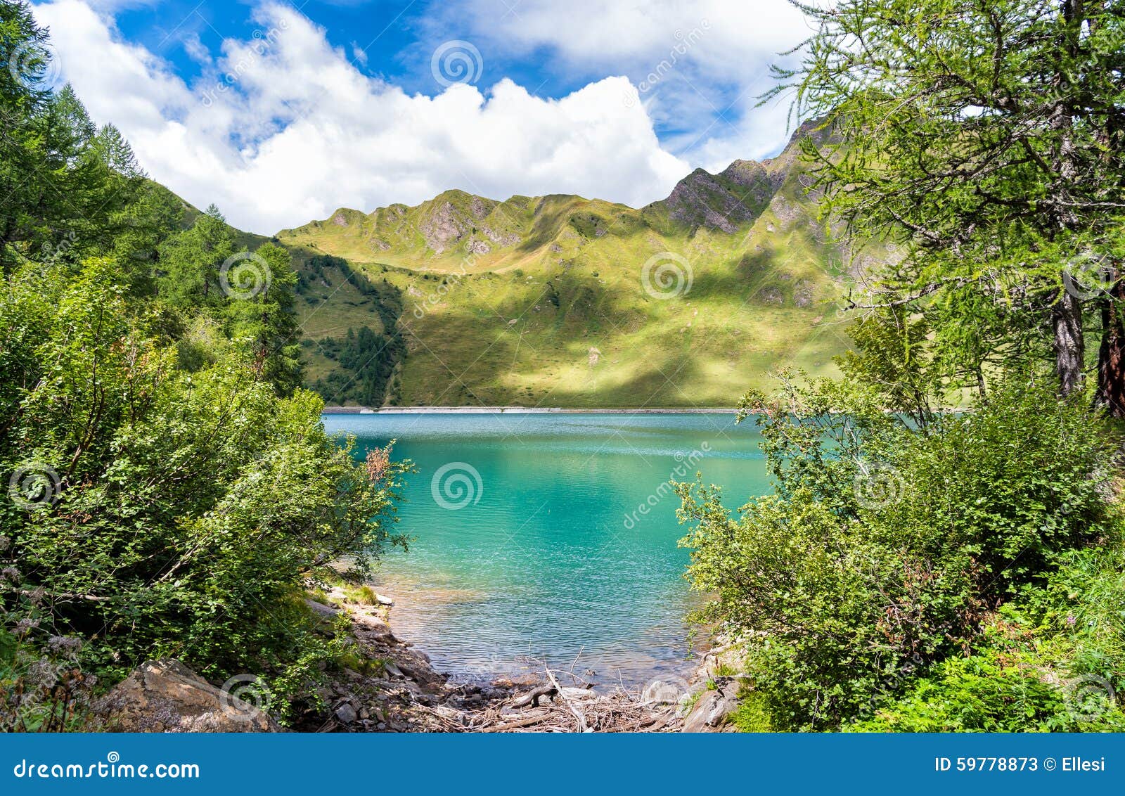 Lago Ritom, Piora Della Svizzera Immagine Stock - Immagine di montagna ...