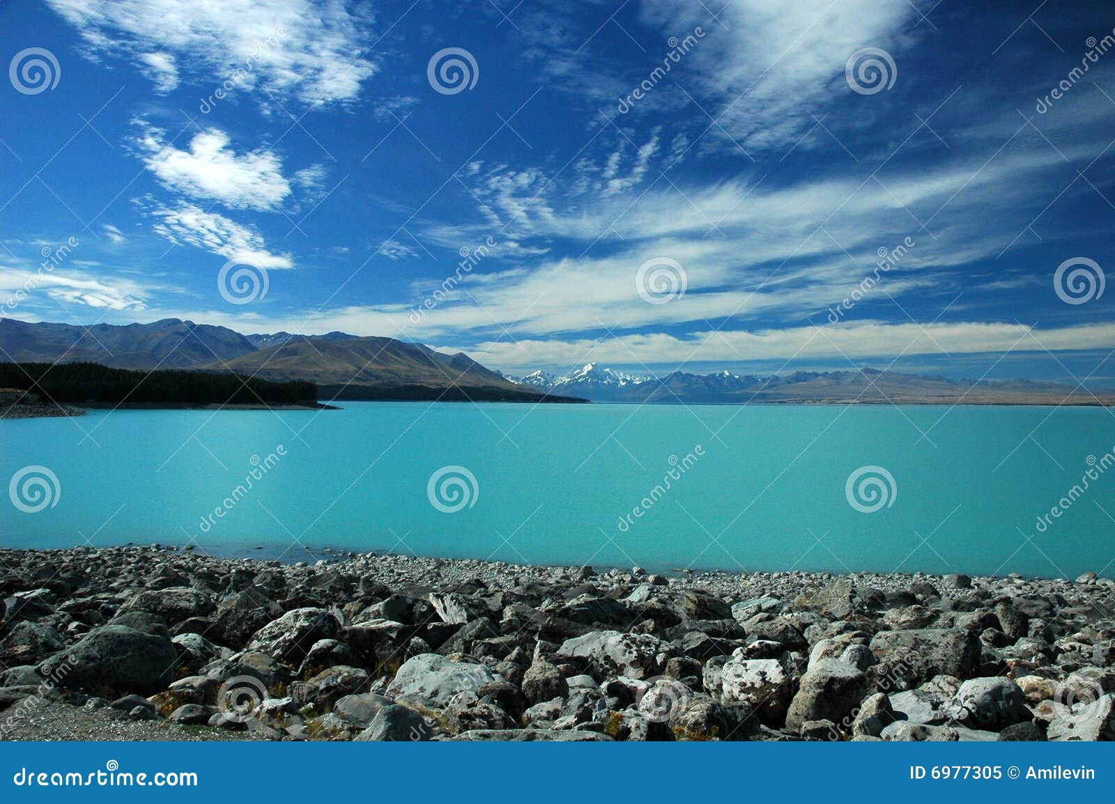 Lago Tekapo, Nova Zelândia imagem de stock. Imagem de puro - 6977305
