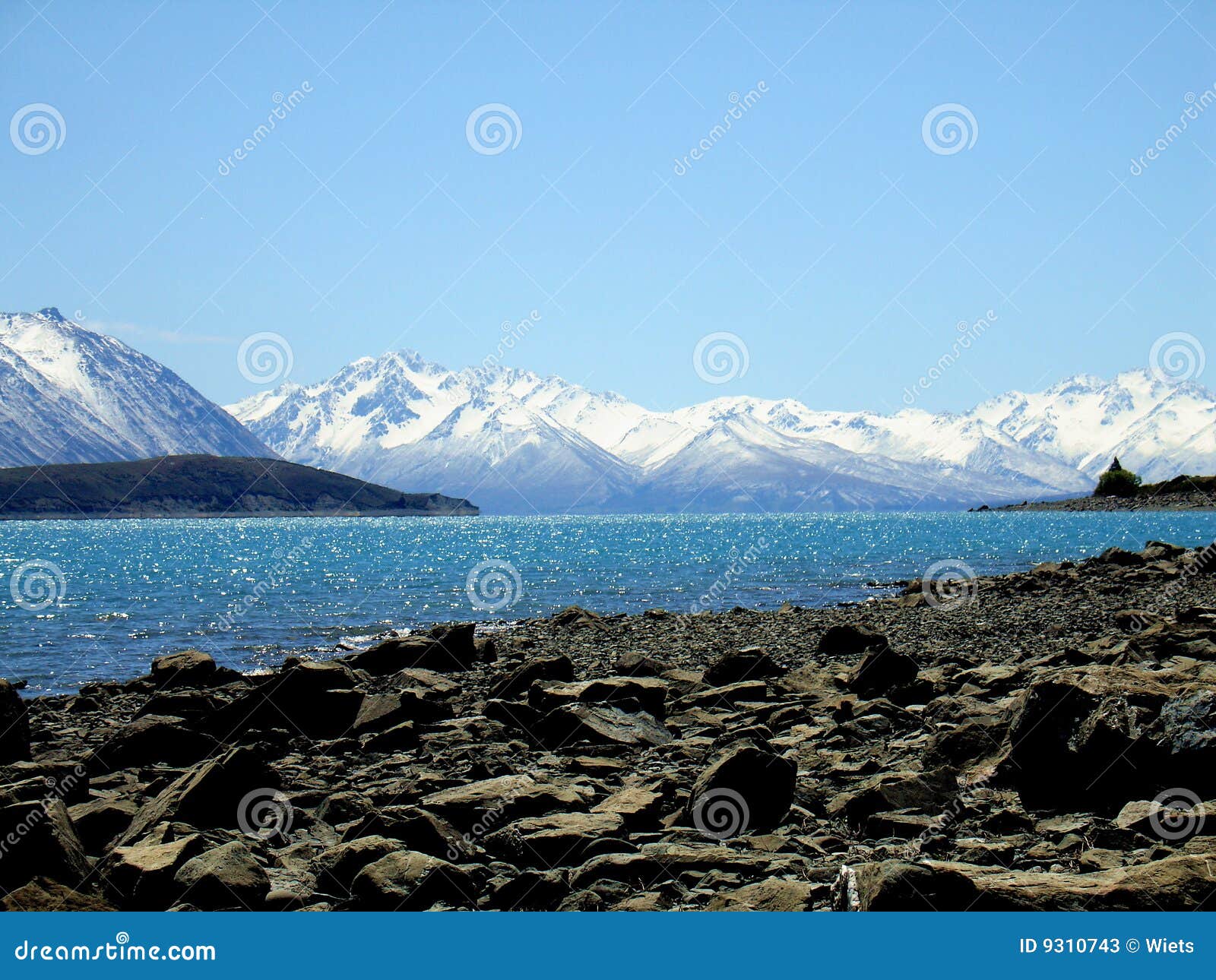 Lago Tekapo, Nueva Zelandia Imagen de archivo - Imagen de azul, cielo ...