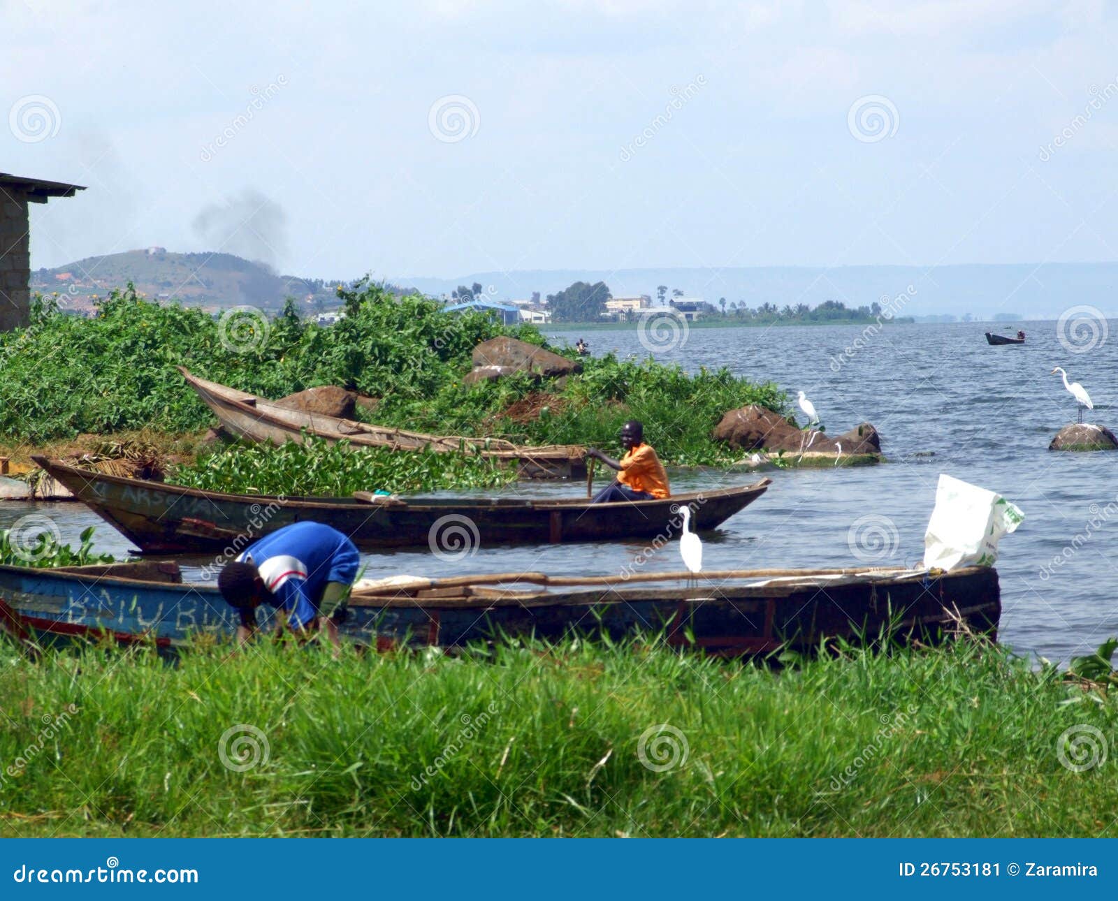 Lago victoria foto editorial. Imagen de barco, uganda - 26753181