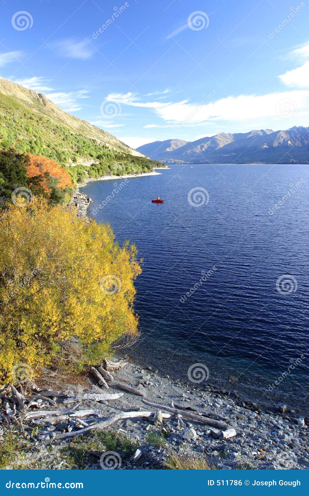 Lago Wanaka fotografia stock. Immagine di paesaggio, calma - 511786
