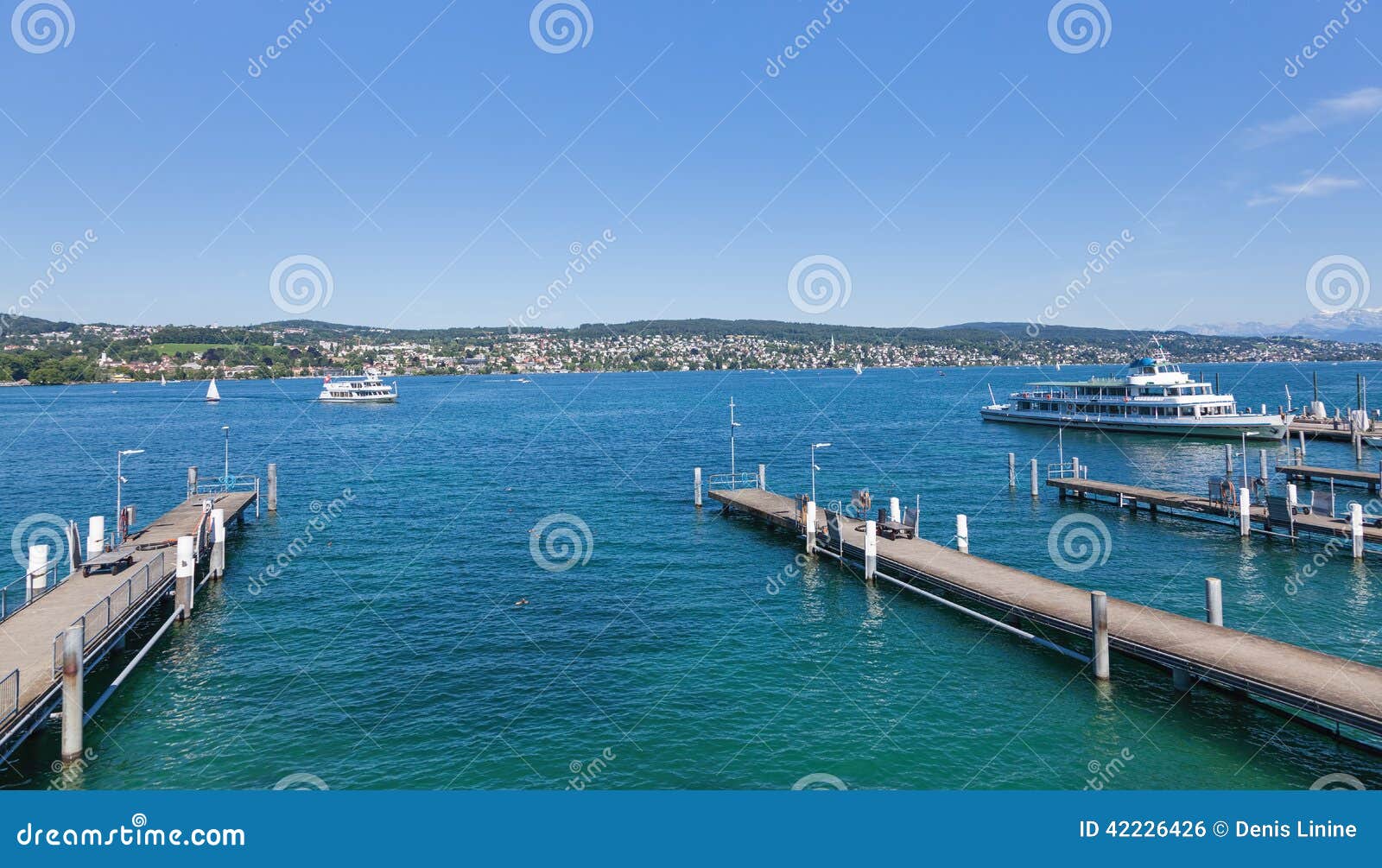 Lago Zurich foto de archivo. Imagen de lago, colina, recipiente - 42226426