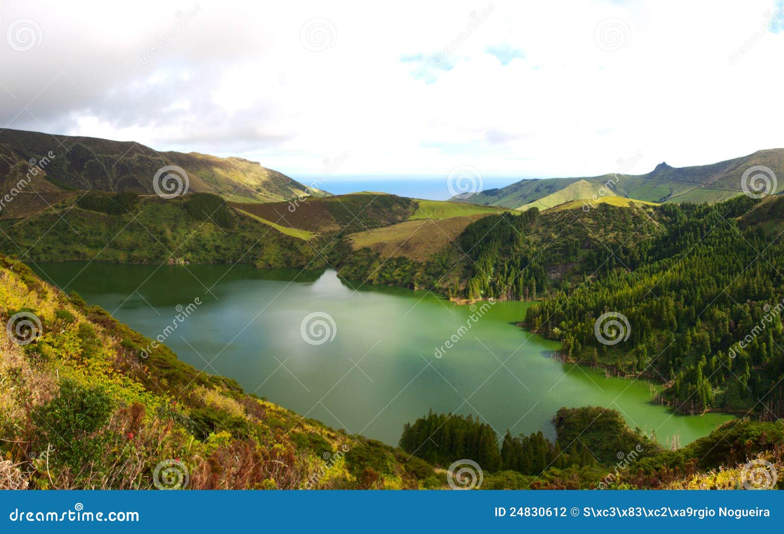 Lagoa Funda, Flores island stock photo. Image of laggon - 24830612