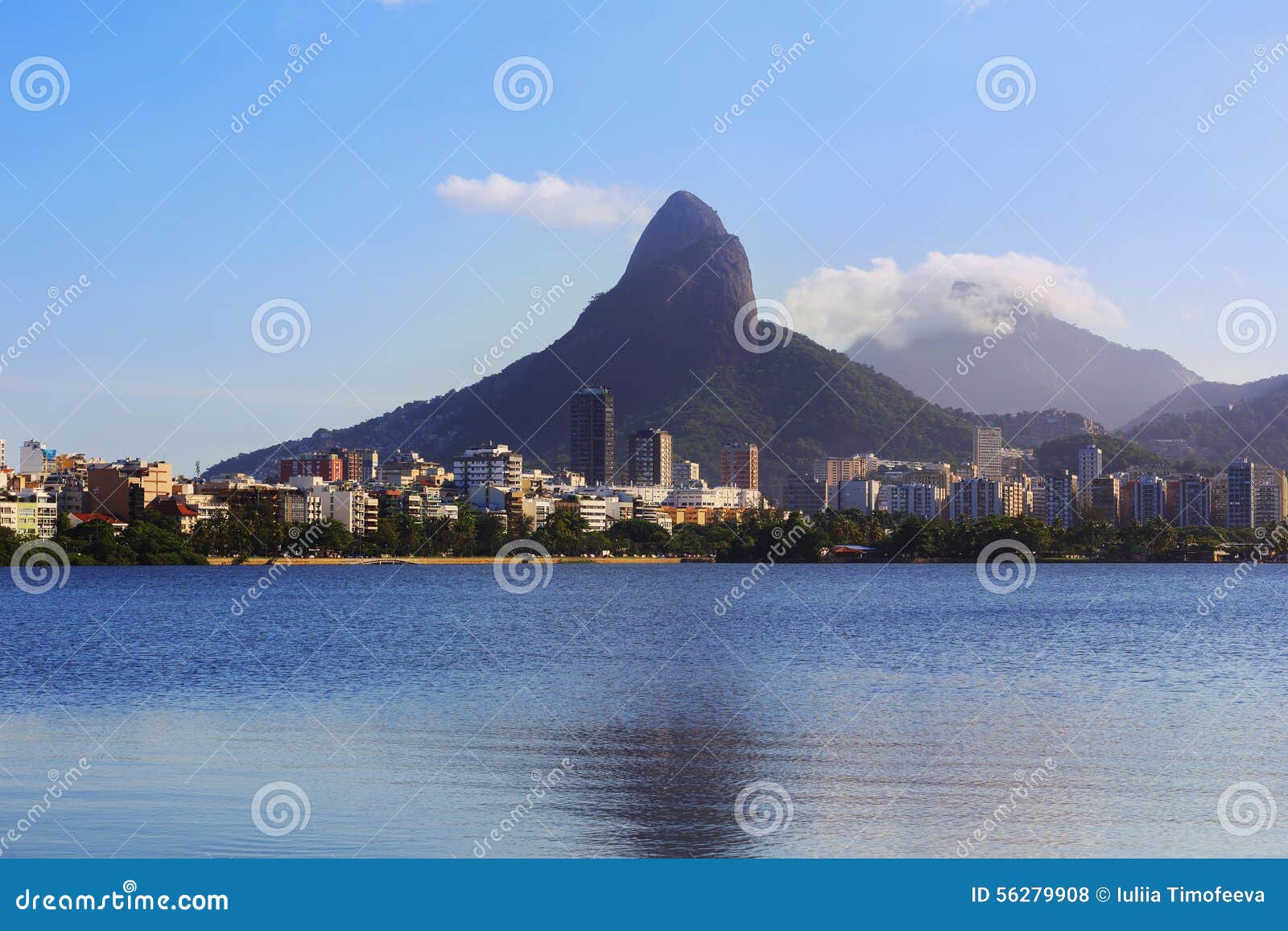 Lagoa Rodrigo De Freitas (Lagoa), Rio De Janeiro, Brasil Foto de Stock ... Lagoa Rodrigo De Freitas (Lagoa), Rio De Janeiro, Brasil Foto de Stock ...
