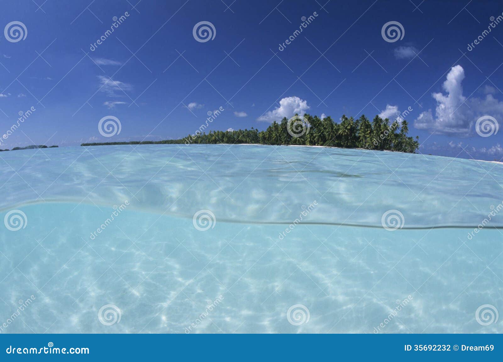 Lagoon french Polynesia stock photo. Image of heat, ocean - 35692232