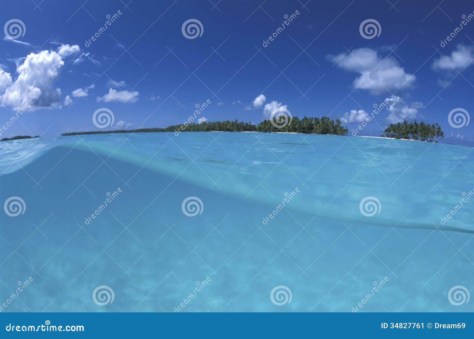 Laguna, Playa Y Coco Tres Polinesia Imagen de archivo - Imagen de calma ...