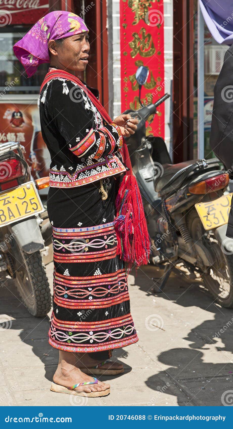 Lahu Woman editorial stock photo. Image of headwear, stands - 20746088