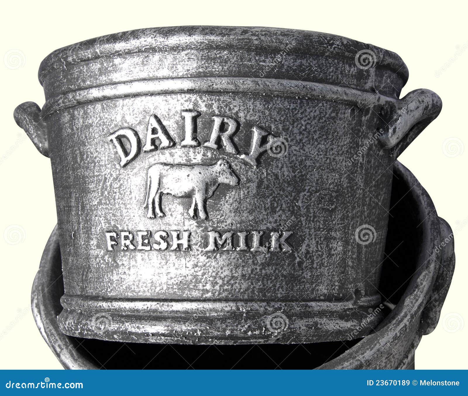 Lait frais de laiterie image stock. Image du crémeux - 23670189