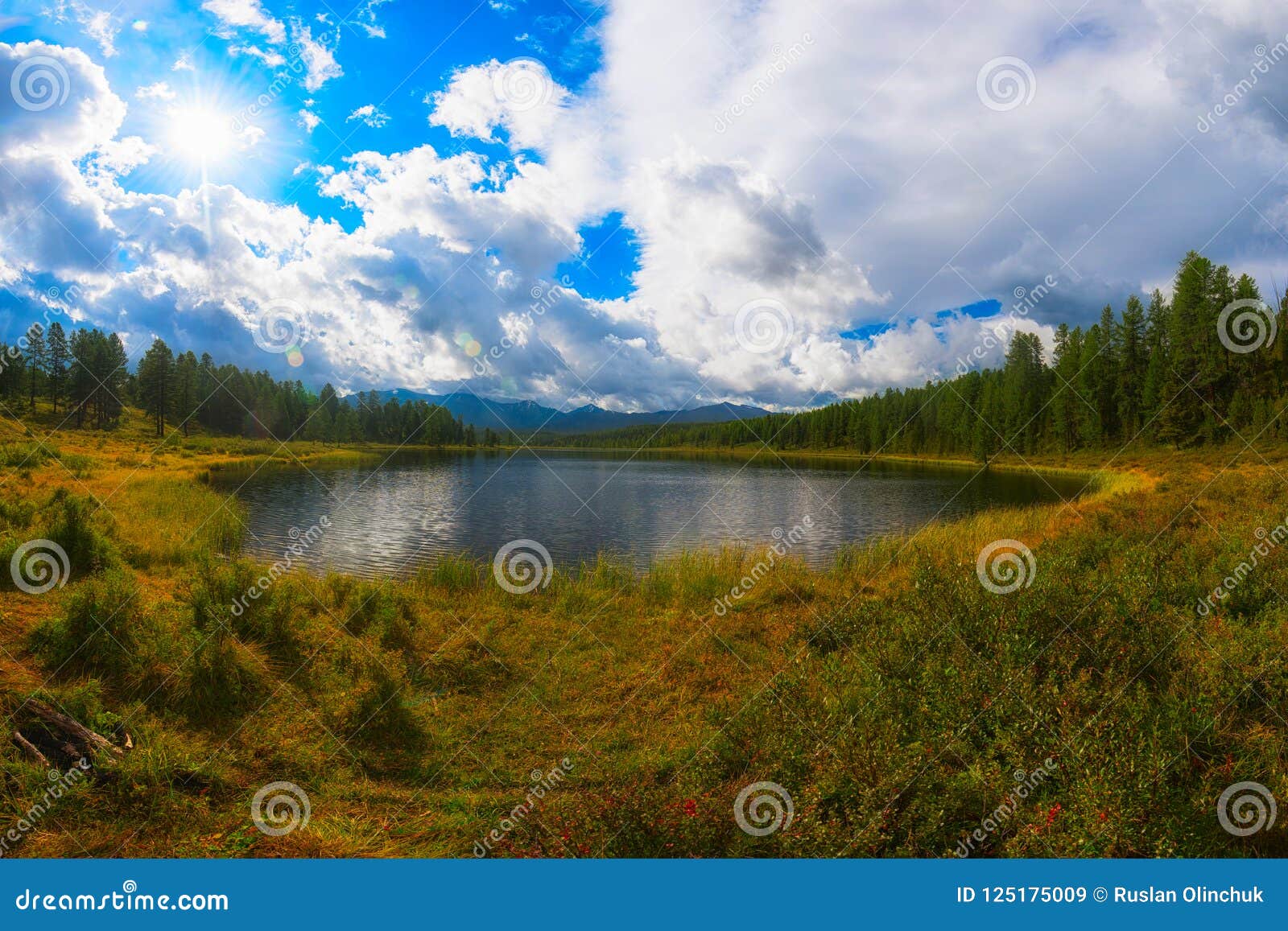 Lake in the Altai Mountains Stock Image - Image of highlands, capped ...