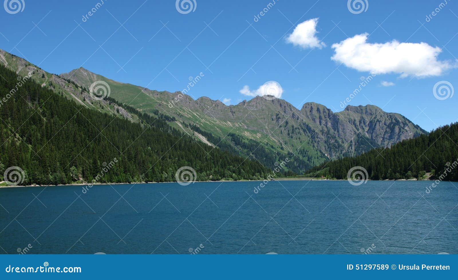Lake Arnensee and Mountains Stock Image - Image of oberland, canton ...