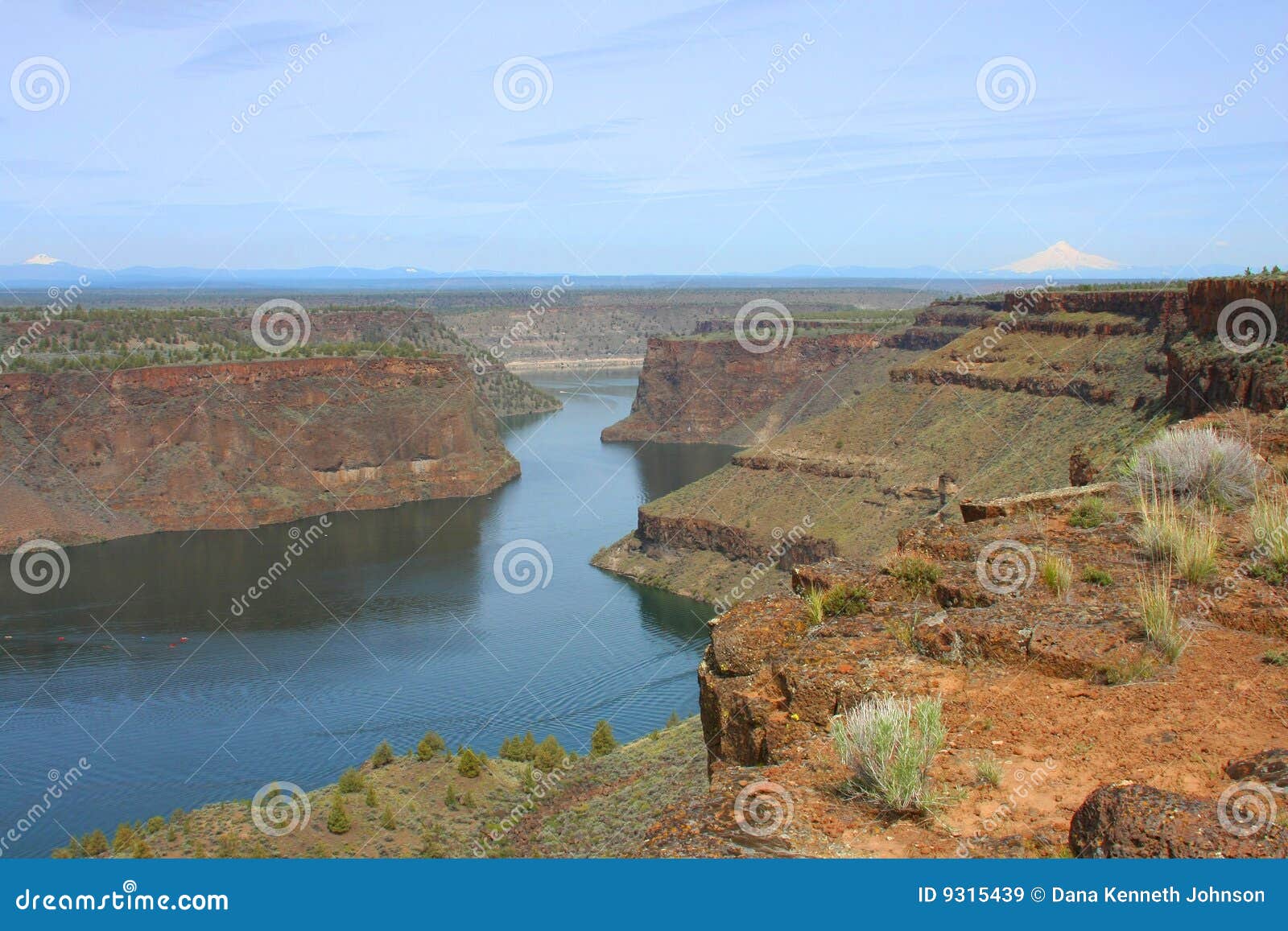 Lake Billy Chinook stock image. Image of state, northwest - 9315439