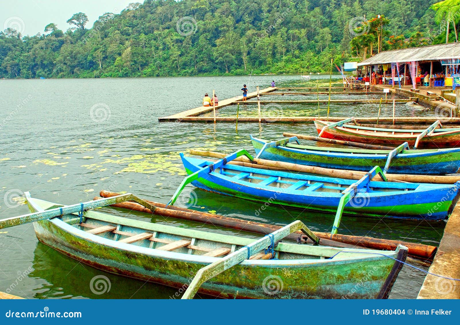Lake Bratan, Outrigger Canoes (prahu) Stock Photo - Image of beauty ...