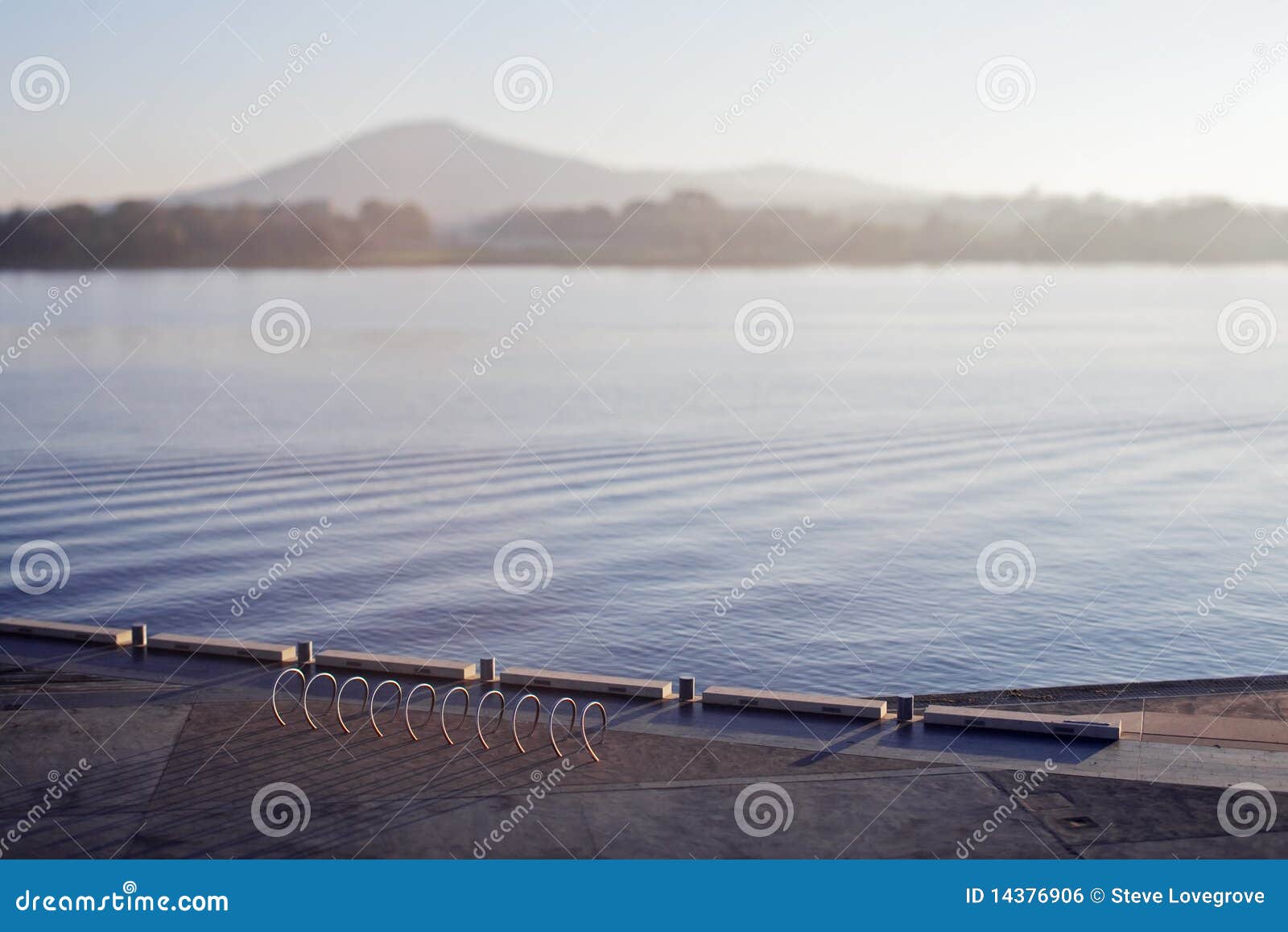 Lake Burley Griffith stock photo. Image of lakeside, landscape - 14376906