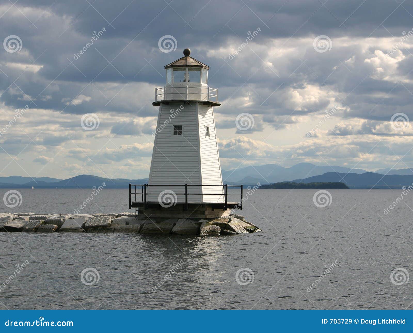 Lake Champlain Lighthouse stock image. Image of lighthouse - 705729