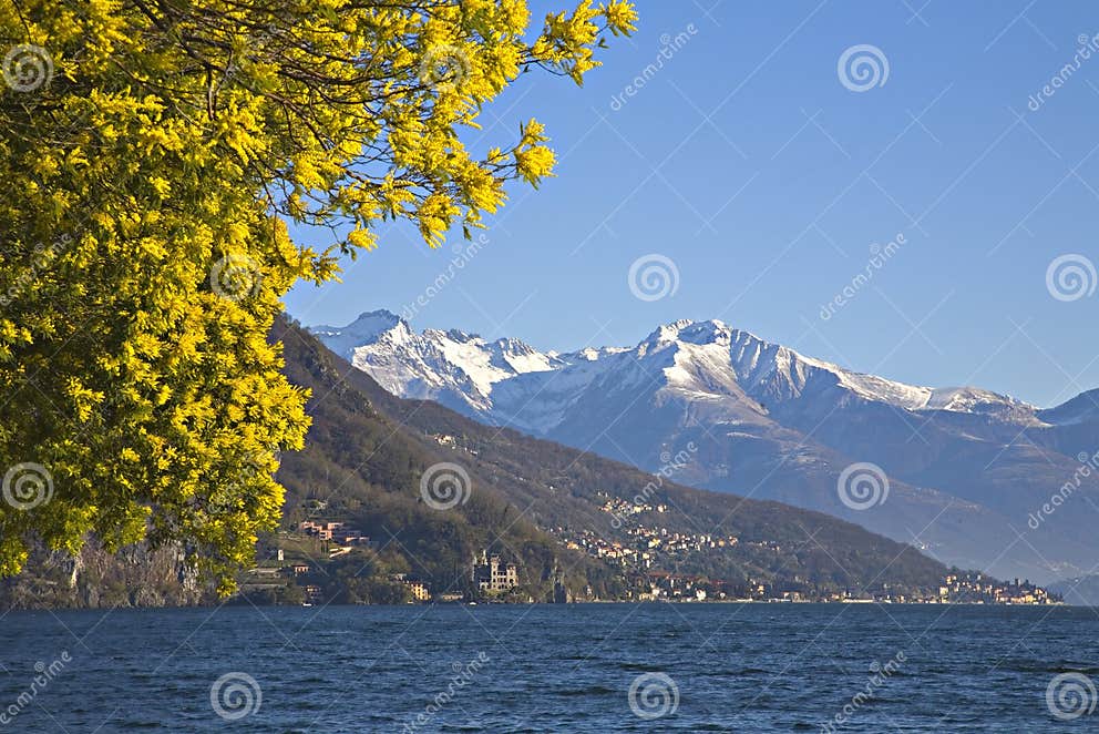 Lake Como stock image. Image of spring, water, northern - 22445891