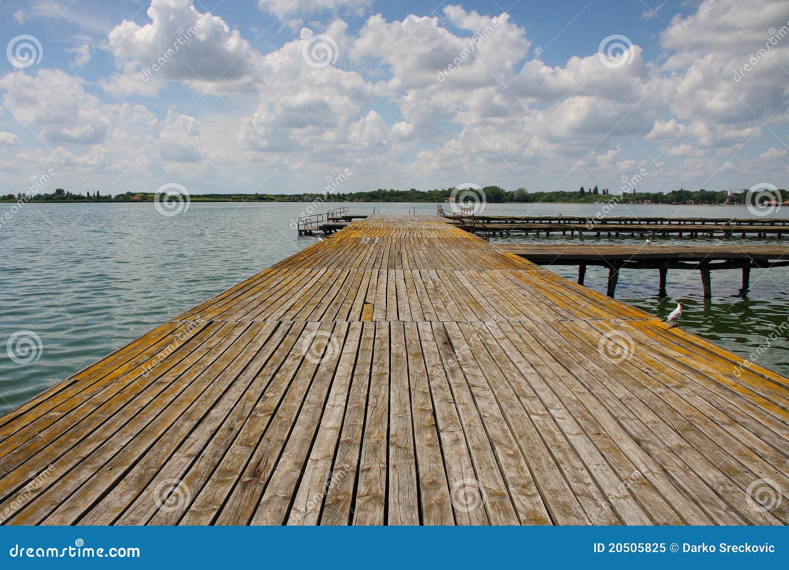 Lake dock stock image. Image of morning, skies, harbor - 20505825