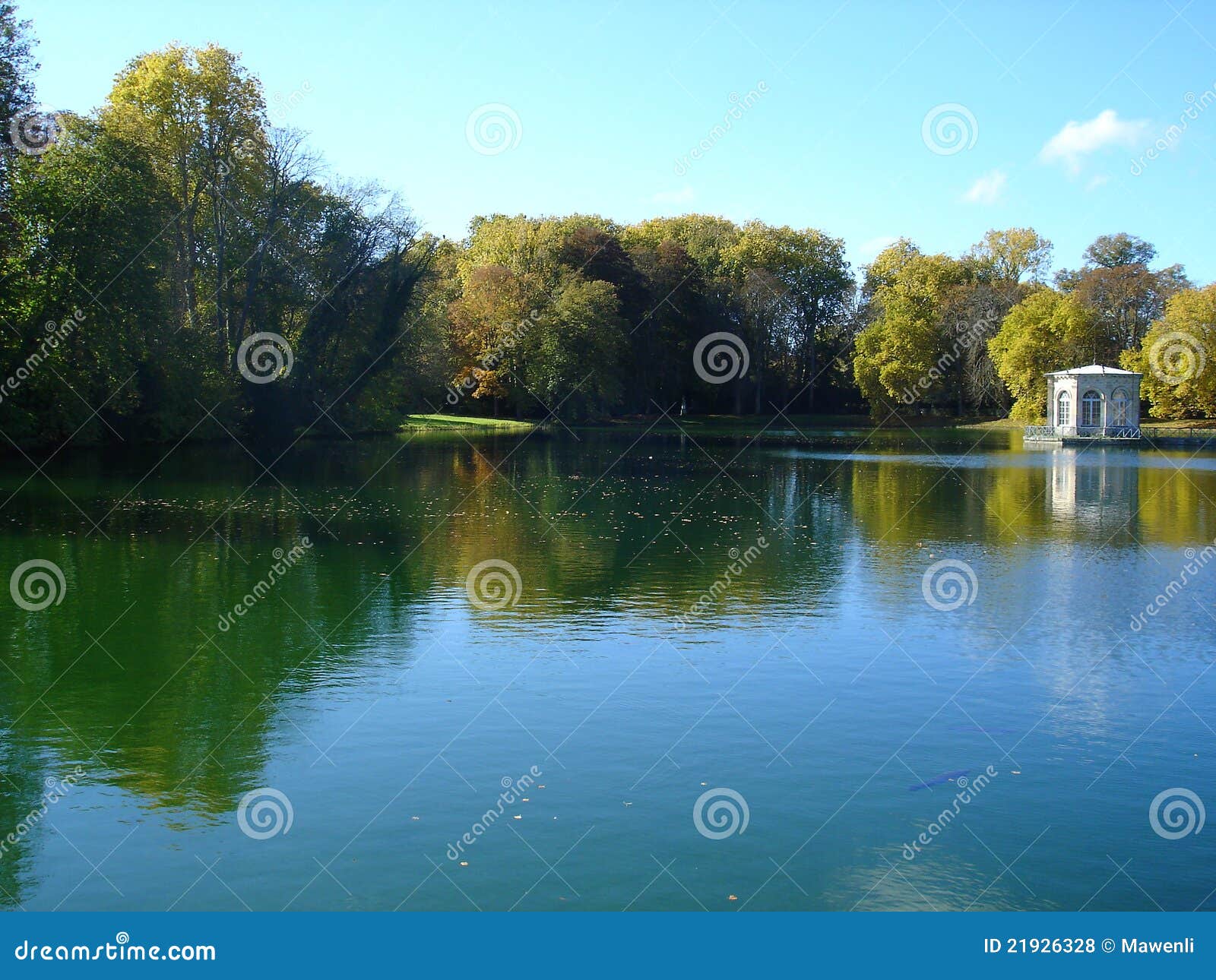 Lake of Fontainebleau stock photo. Image of shore, blue - 21926328