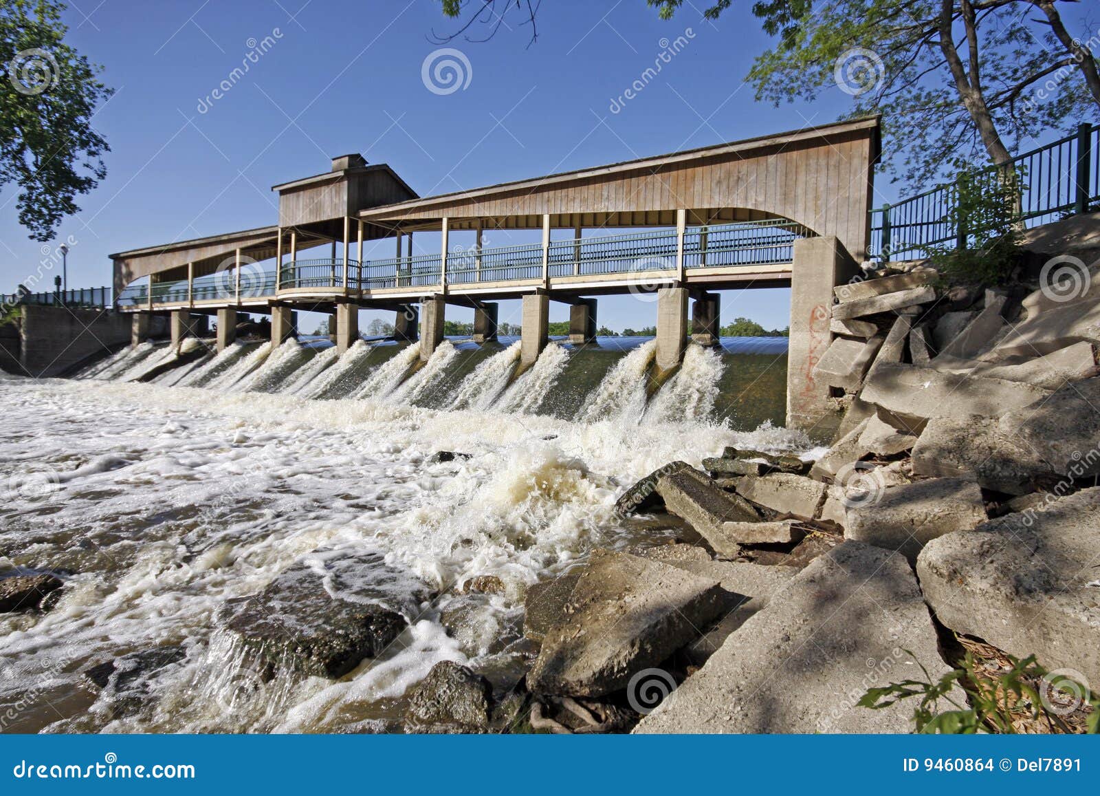 Lake George Dam stock photo. Image of bridge, beauty, impede - 9460864