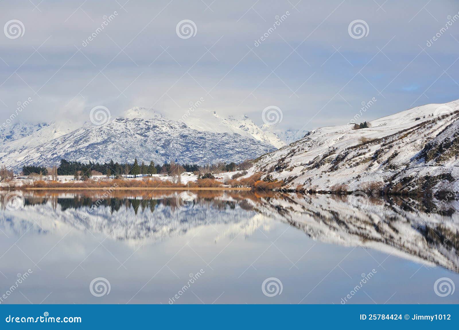 Lake Hayes with Snow Mountain Reflections Stock Photo - Image of lake ...