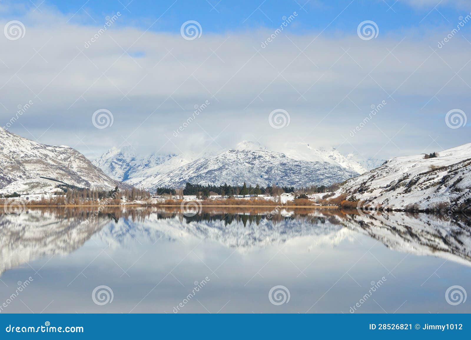 Lake Hayes with Snow Mountain Reflections Stock Image - Image of ...