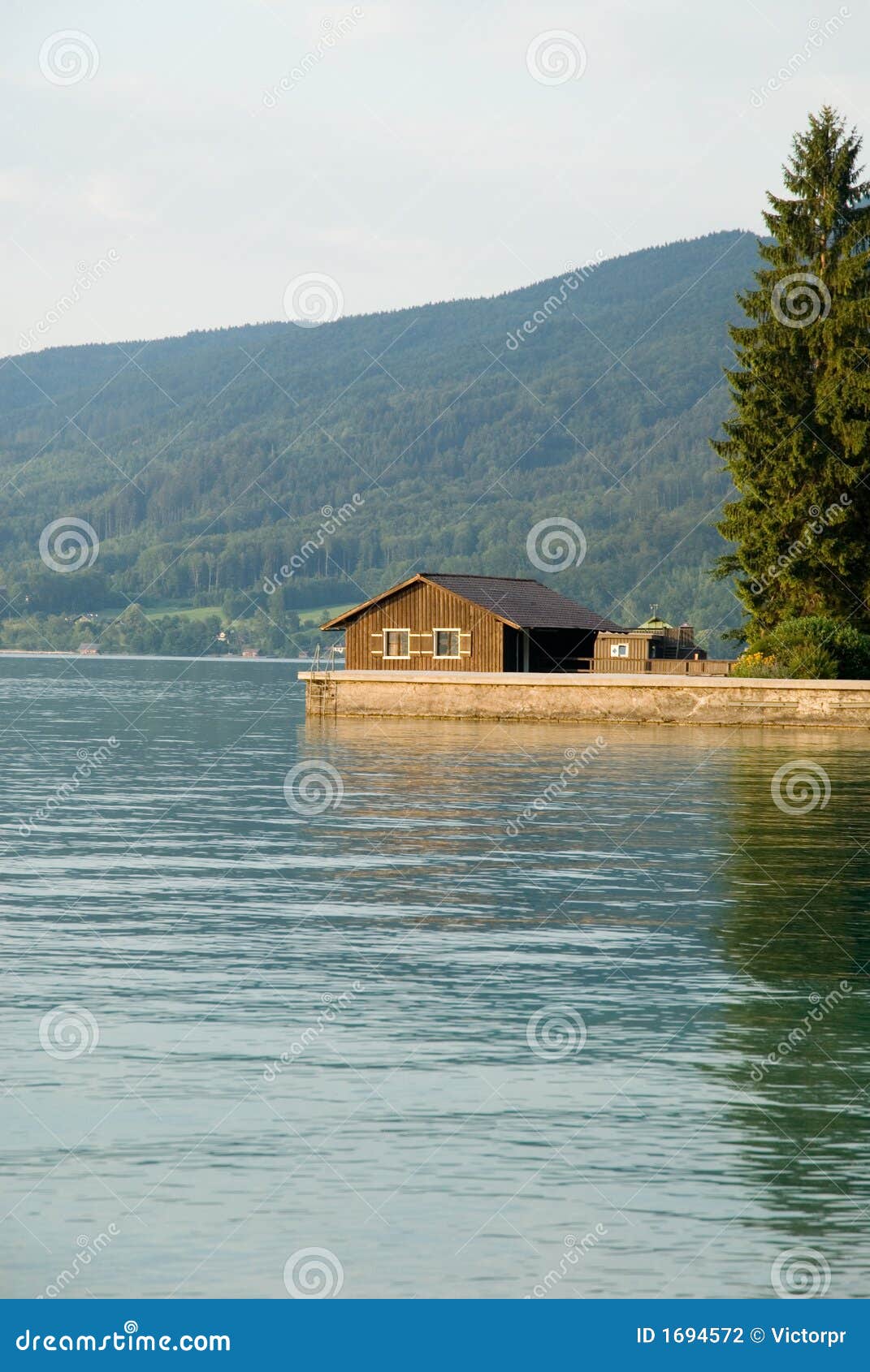 Lake house stock photo. Image of lake, luxury, austria - 1694572