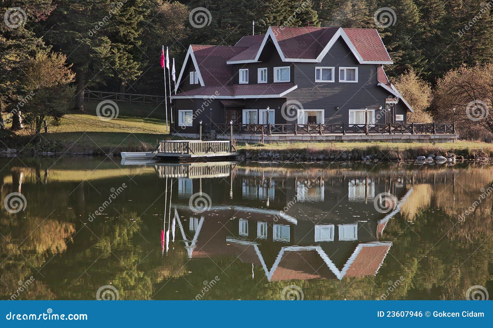 Lake House stock photo. Image of water, pond, residential - 23607946