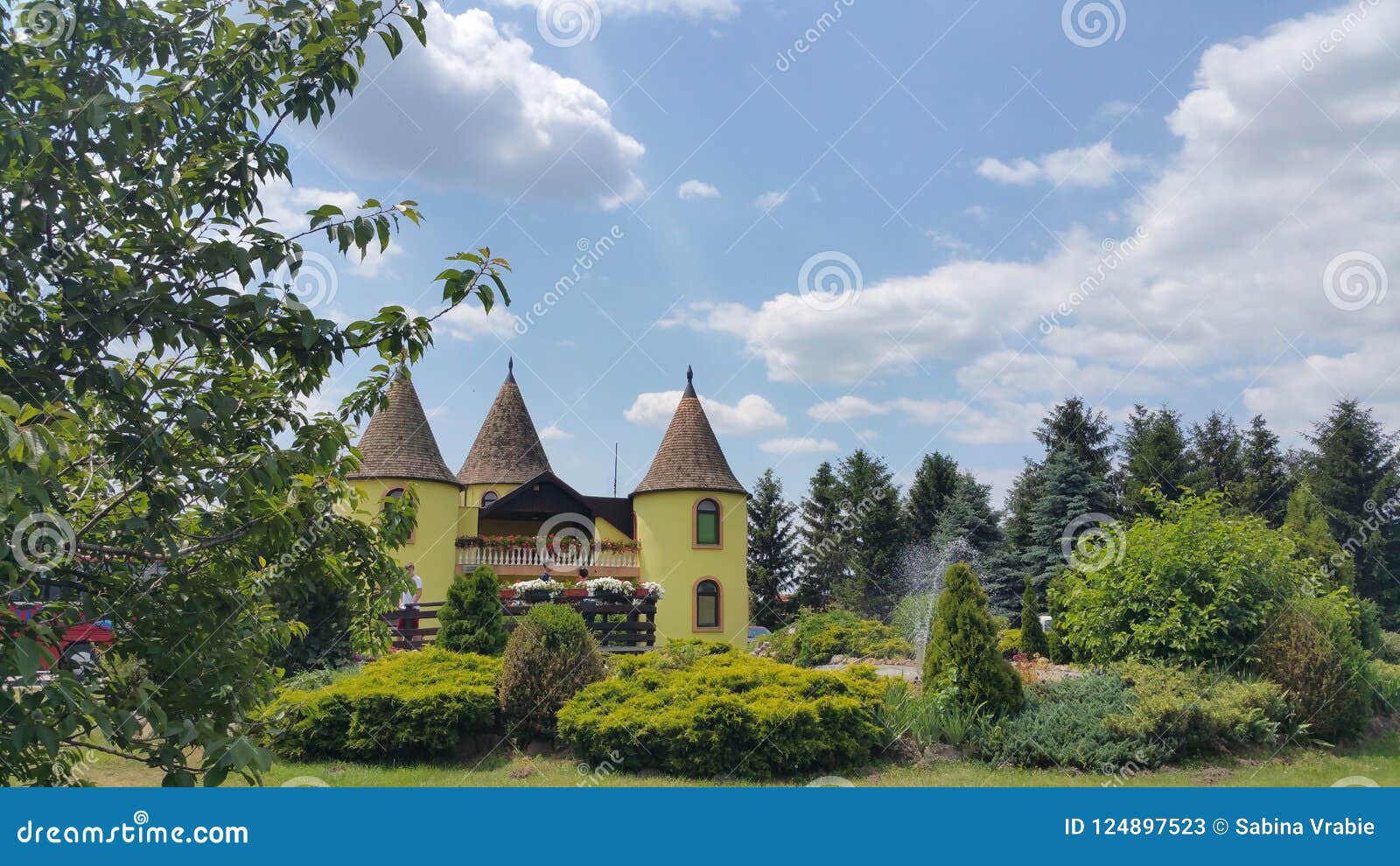 Yellow castle editorial stock photo. Image of park, june - 124897523