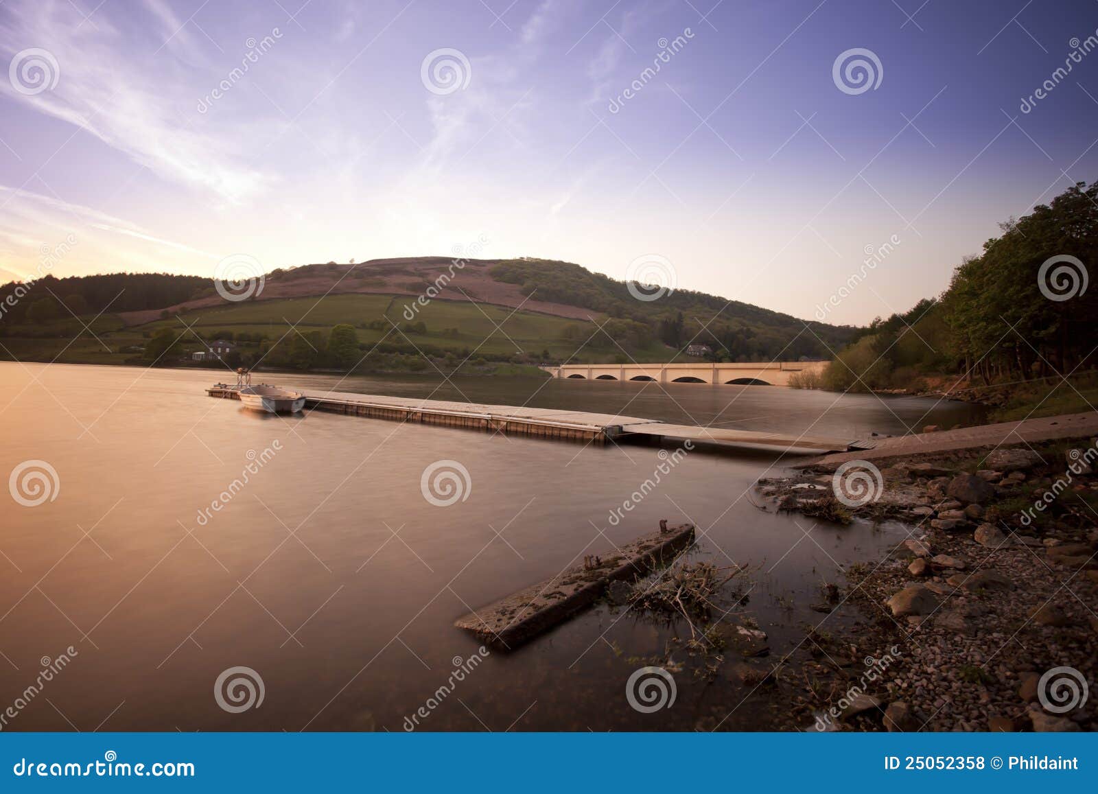 Lake jetty stock photo. Image of blue, boat, nature, reservoir - 25052358
