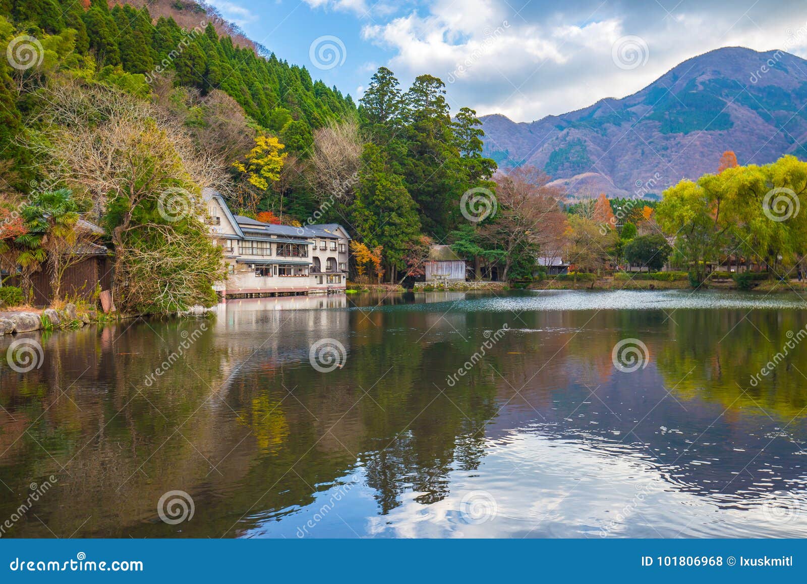 Lake Kinrin-ko in Yufuin, Oita, Japan Editorial Stock Photo - Image of ...