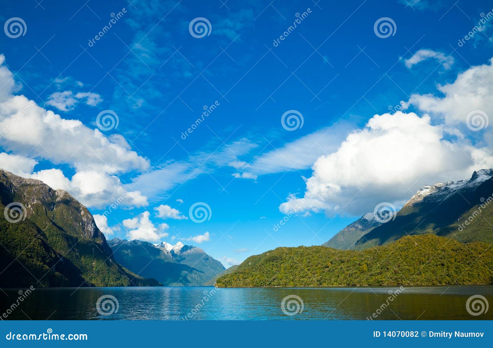 Lake Manapouri stock photo. Image of dramatic, calm, fjord - 14070082