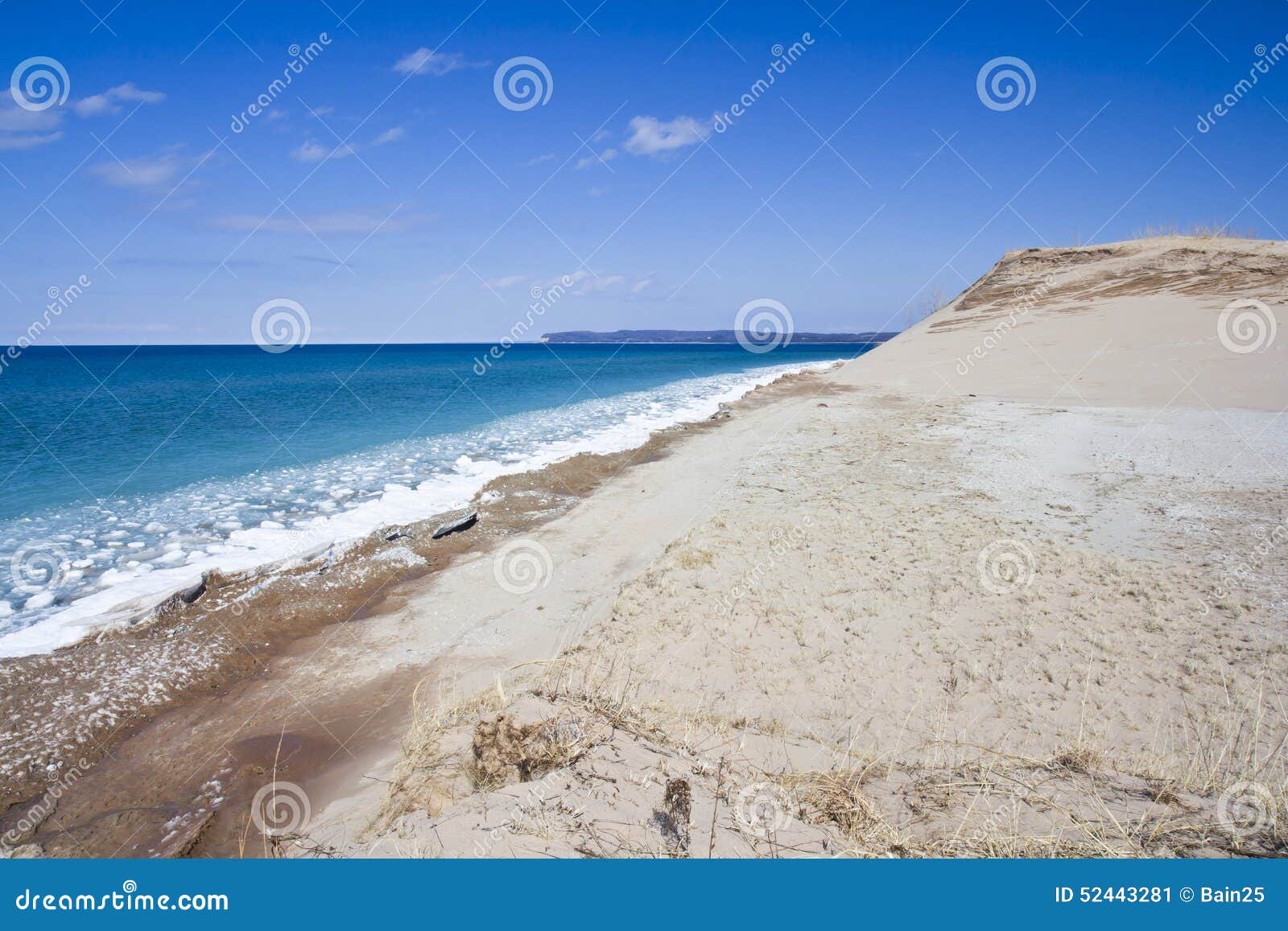 Lake Michigan Shoreline stock image. Image of iceburgs - 52443281
