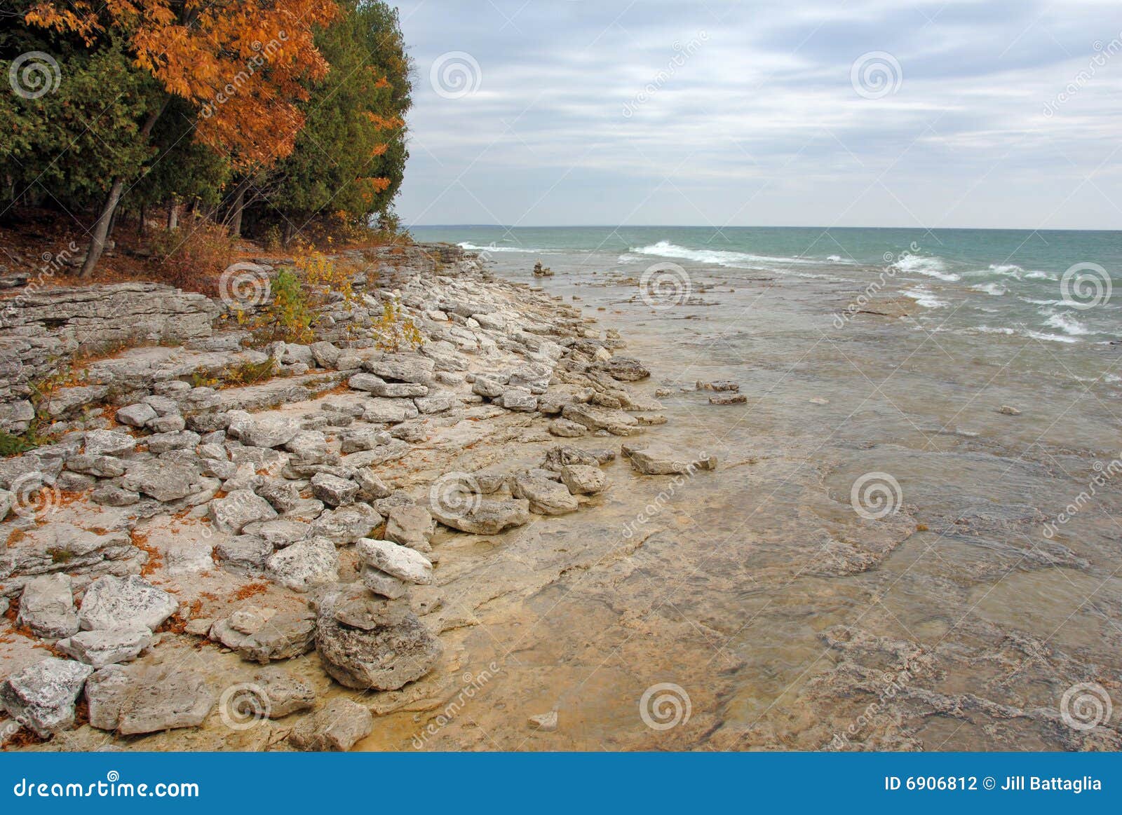 Lake Michigan Waves Along Coast Stock Photo - Image of beautiful, rural ...