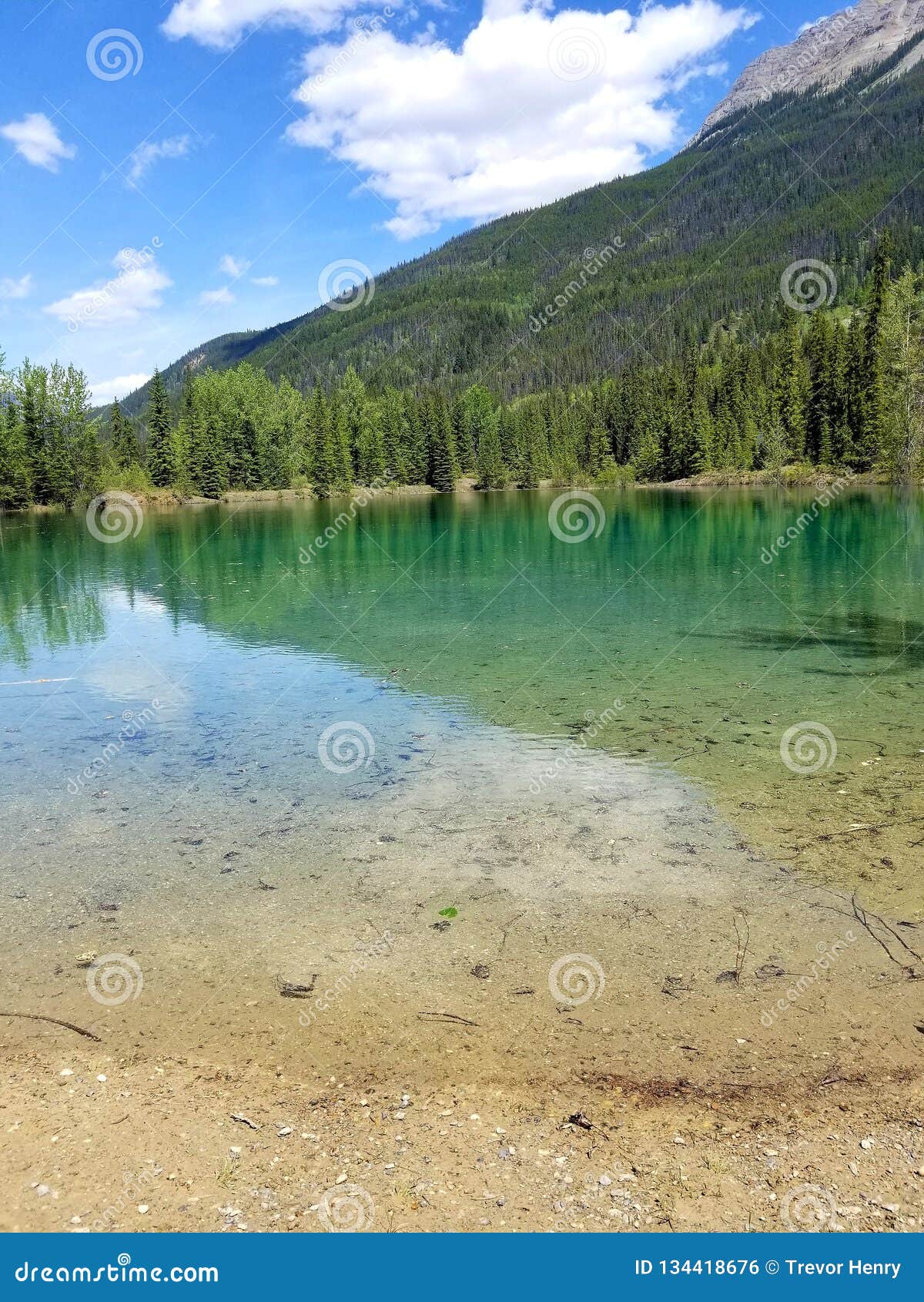 Faeder lake stock photo. Image of faeder, mountains - 134418676