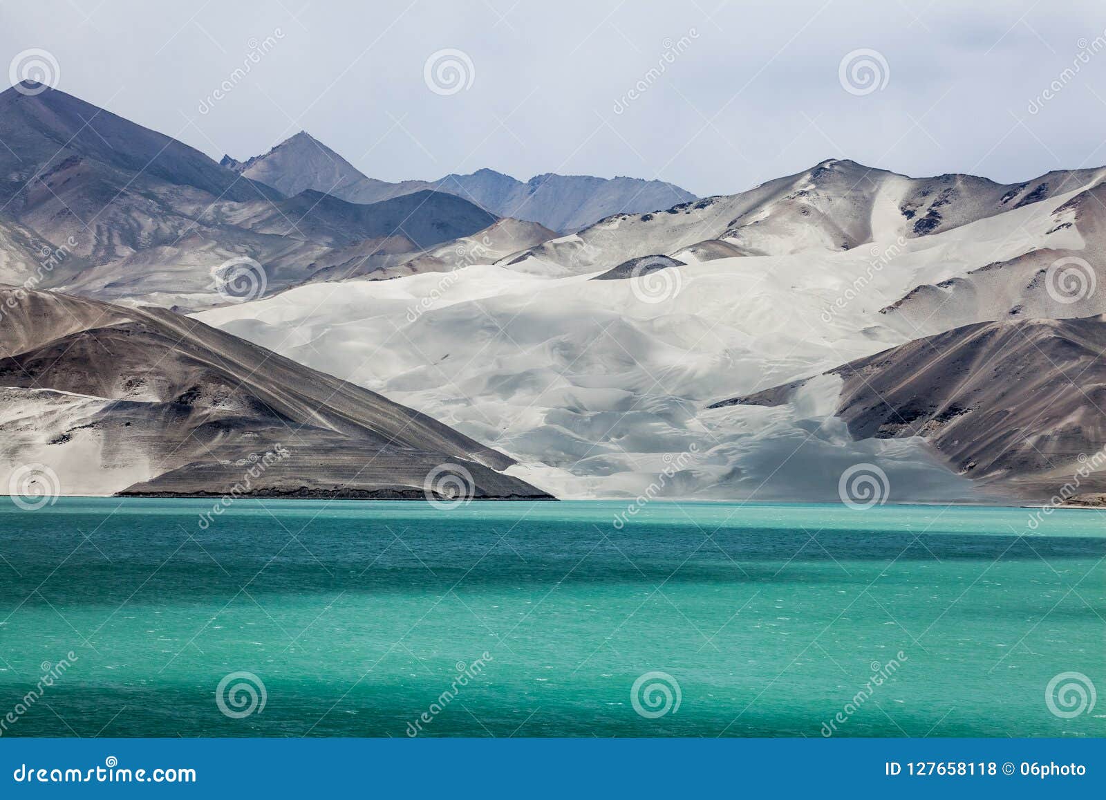 Lake in Pamir Plateau,China Stock Photo - Image of places, snow: 127658118