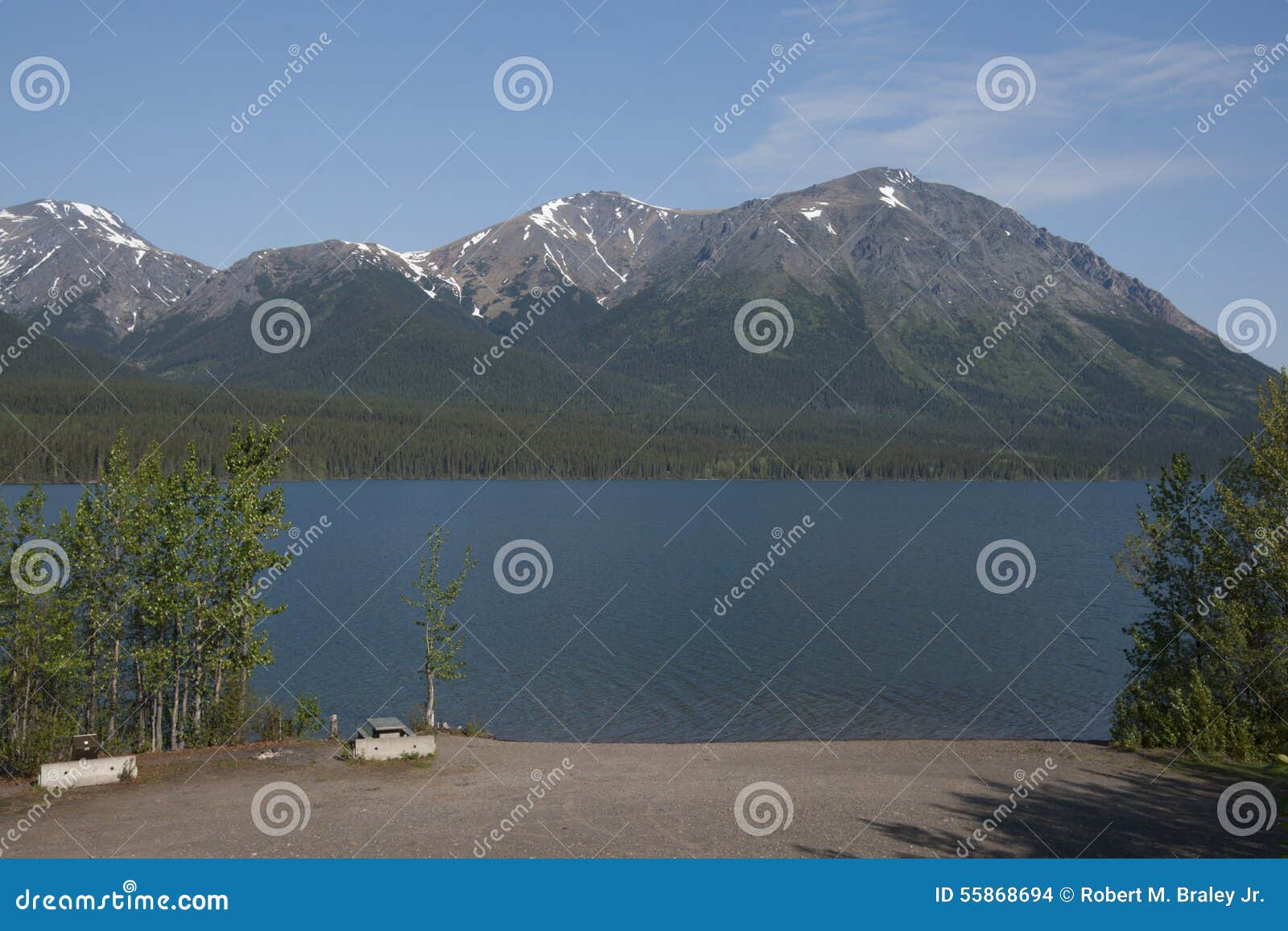 Lake Park Rest Area stock photo. Image of british, columbia - 55868694