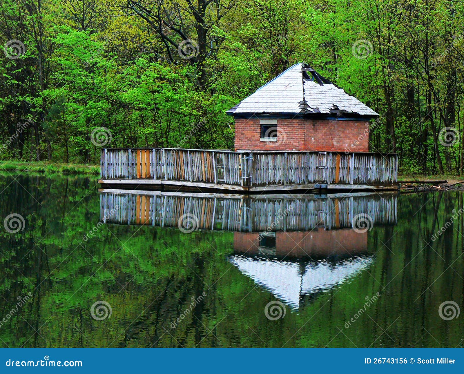Lake Pump house stock photo. Image of lake, outdoors - 26743156