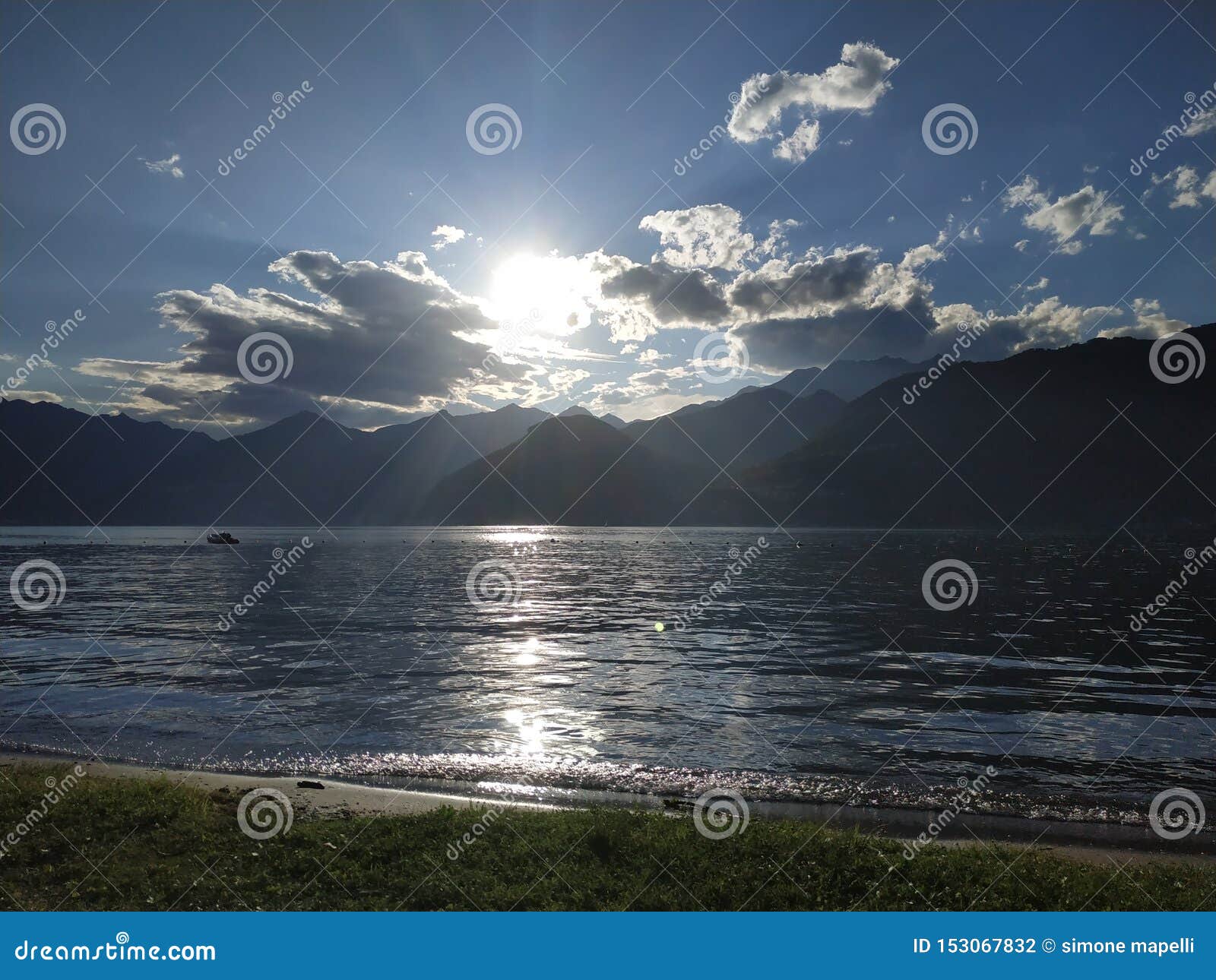 Shining Sunset And Fog Patches Over Lake And Mountains At North Cascade ...