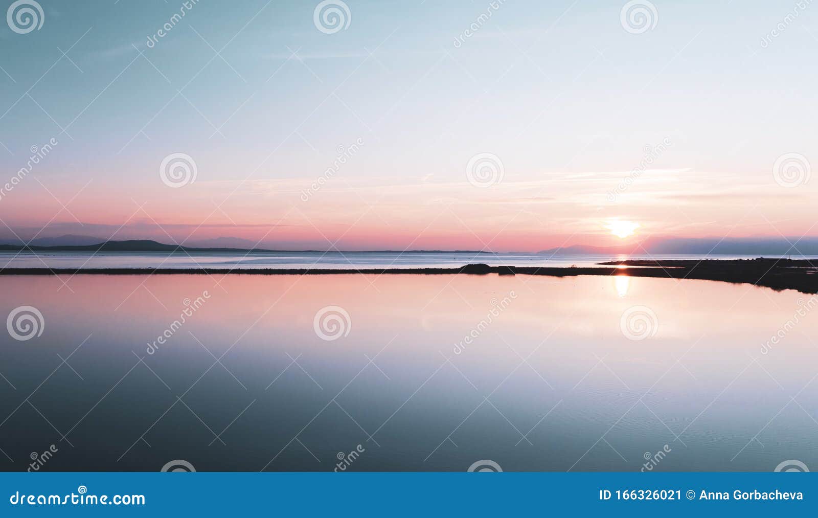 Lake during sunset stock image. Image of horizon, unesco - 166326021