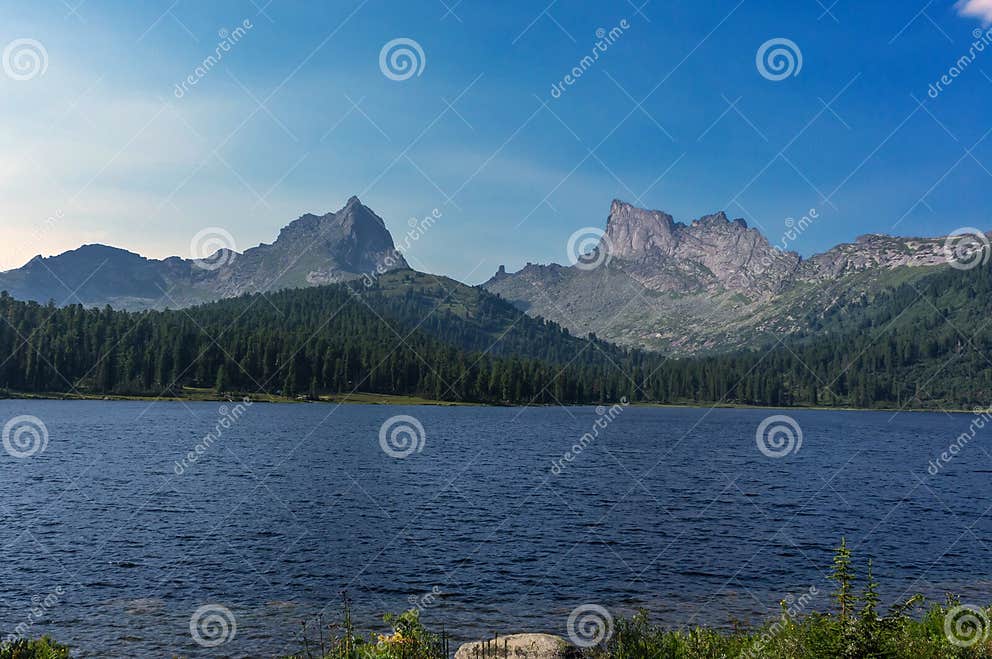 Lake Svetloe stock photo. Image of beautiful, highlands - 28915512