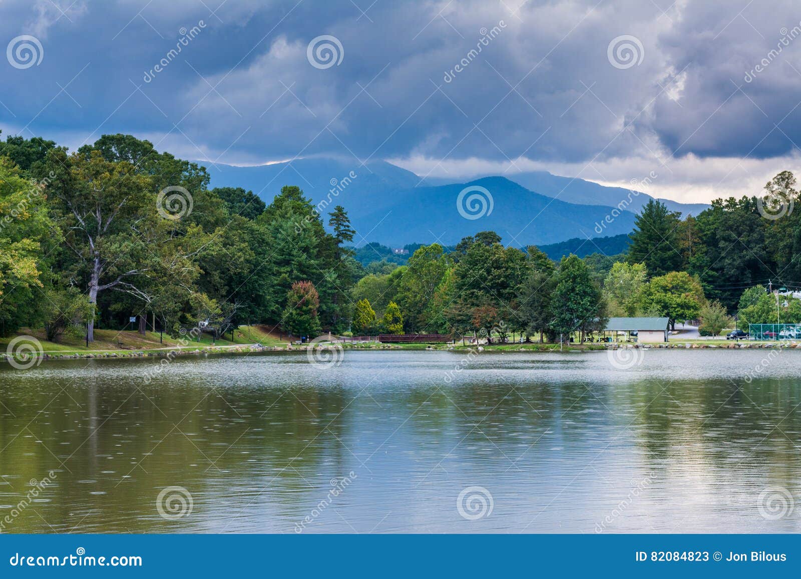 Lake Tomahawk, in Black Mountain, North Carolina. Stock Image - Image ...